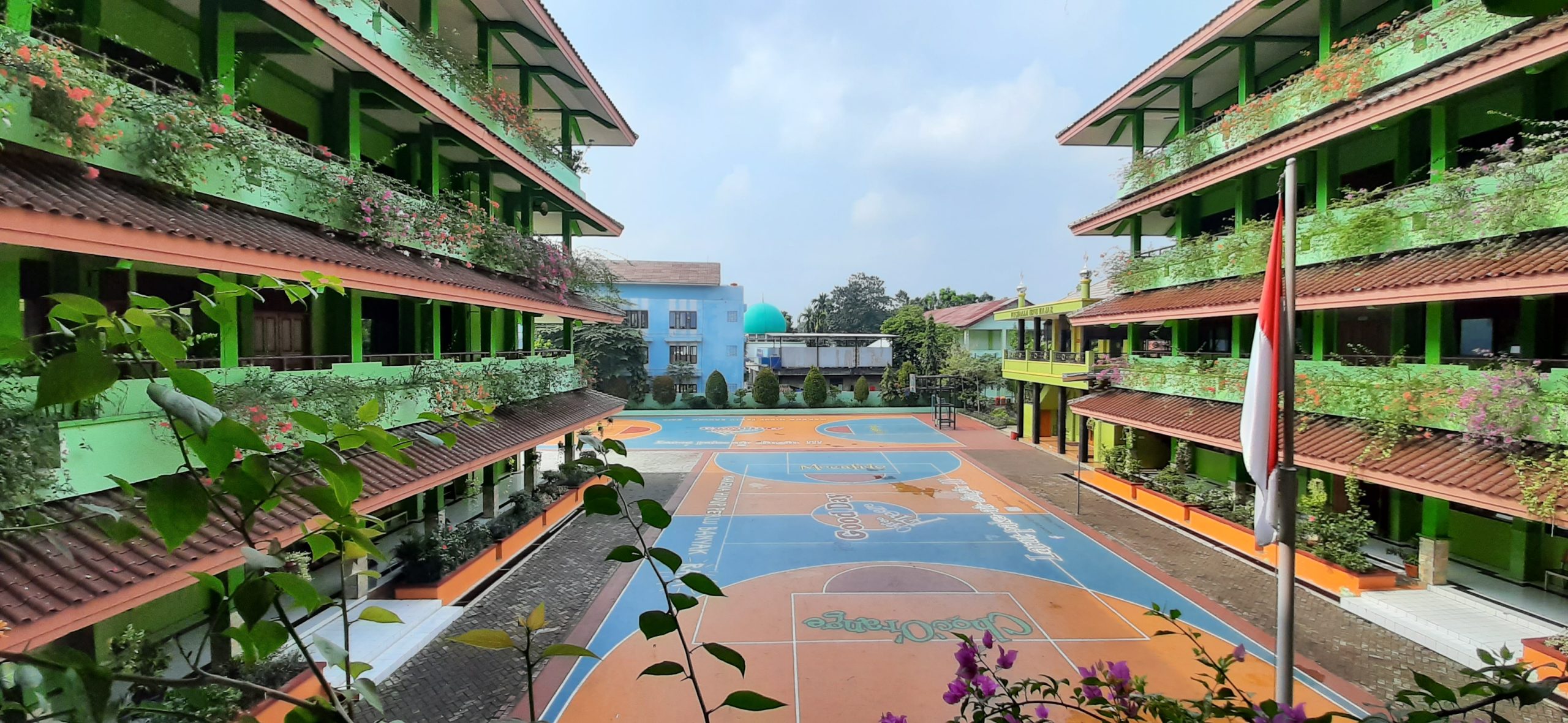 10 SMP Terbaik di Jakarta Timur: Rekomendasi Unggulan 2025 - smpn 5 ...